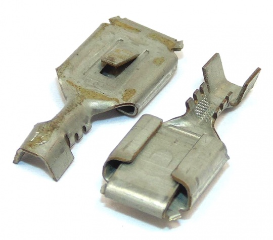 Delphi 59 Series Female 0.5-0.8mm² - automotiveconnectors.com
