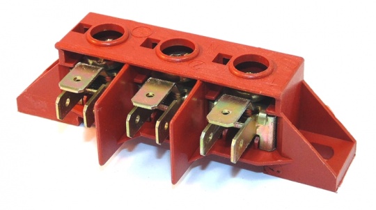 3 Way 22-8 Awg Non-Fused Terminal Block 450V - automotiveconnectors.com