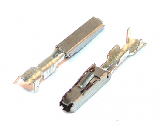 Bosch Matrix 1.2 Feed 8mm Female 0.35-0.5mm² - automotiveconnectors.com