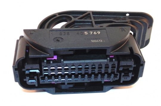 Housings - Page 20 - automotiveconnectors.com