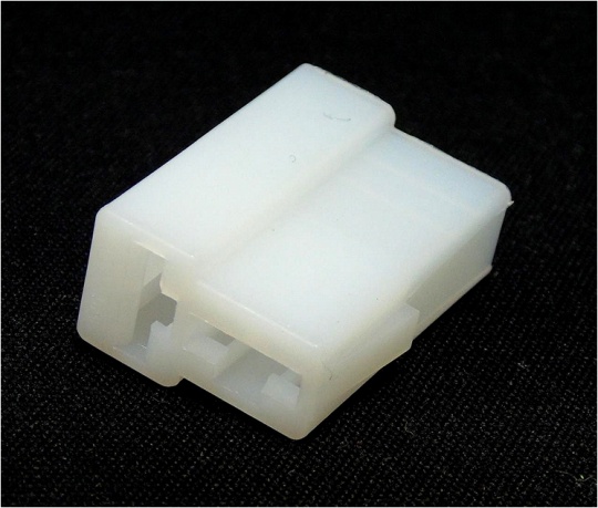 2 Way TE Connectivity AMP 250 T-Type White Female ...